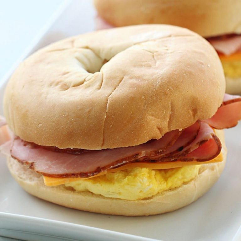 Bagel Breakfast Sandwich - Macro Meals